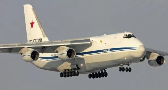 За 10 днів в білорусь прилетіли 11 вантажних літаків Ан-124 рф — війна ...