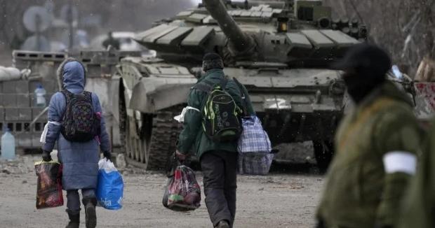 Collaborators from the occupied territories are sent to Siberia for ...