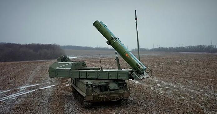 The Ukrainian Armed Forces targeted the Russian Buk air defense system ...